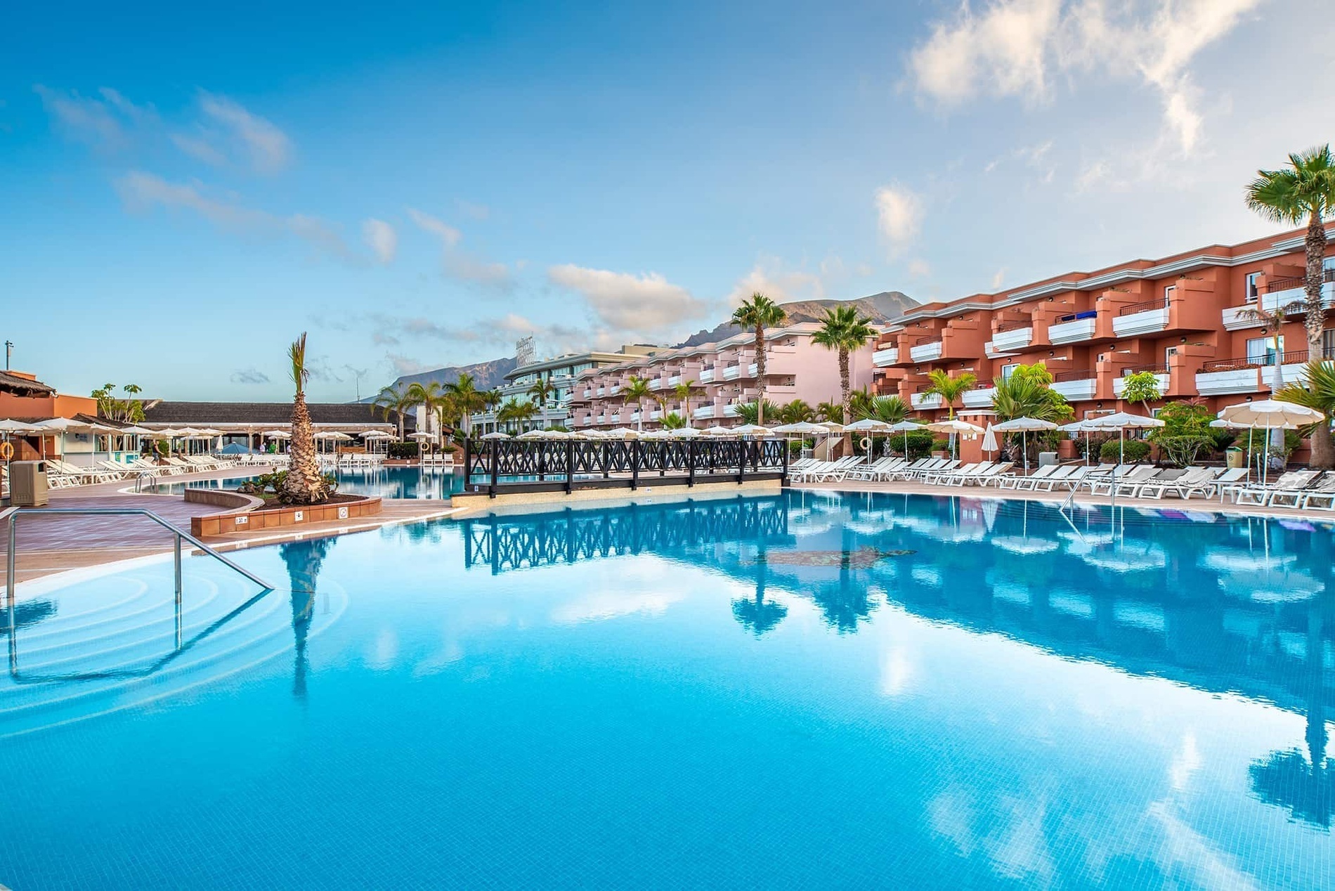 Hotel in Tenerife South | Landmar Costa Los Gigantes Family Resort ...