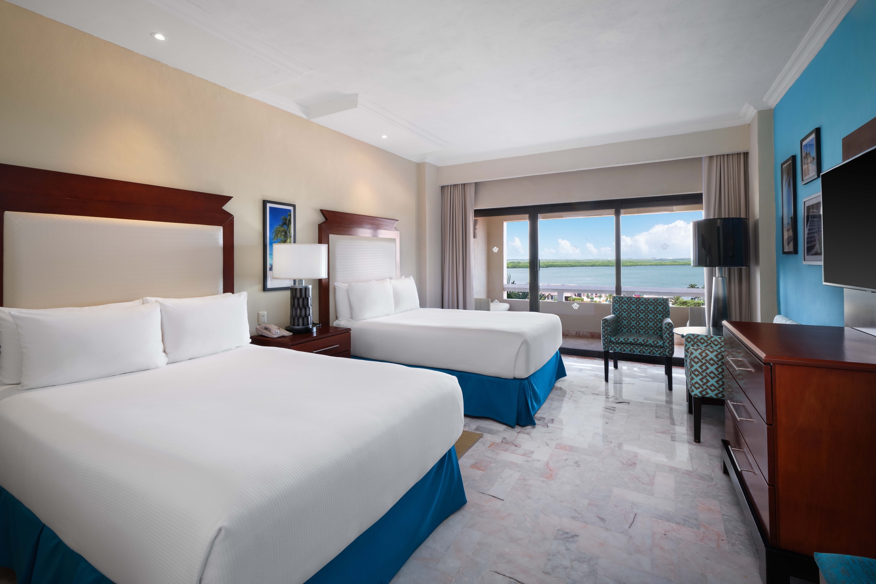Rooms and Suites | Wyndham Grand Cancun Resort & Villas